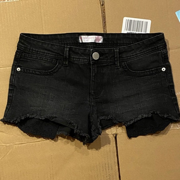 No Boundaries | Shorts | No Boundaries Lace Pocket Short Shorts | Poshmark